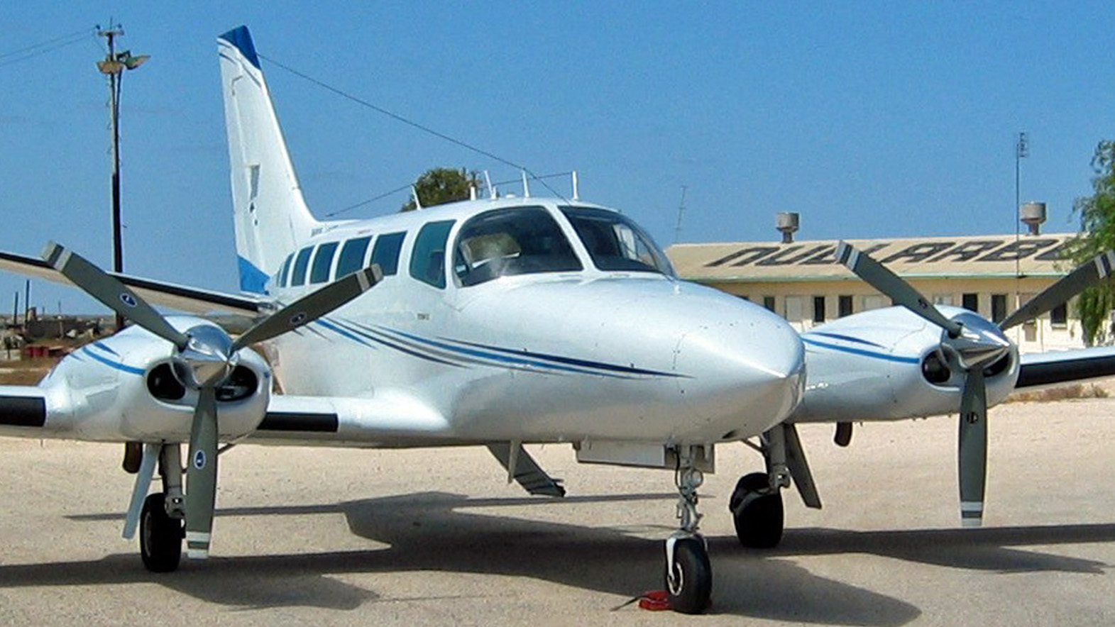 Cessna 404 Titan Gu a De Ch rter Privados Cessna 404 Titan Gu a De Ch rter Privados